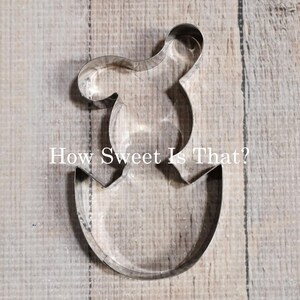 The Vintage Cookie Jar's Bunny in an Egg Cookie Cutter Set 2 Pc - Etsy