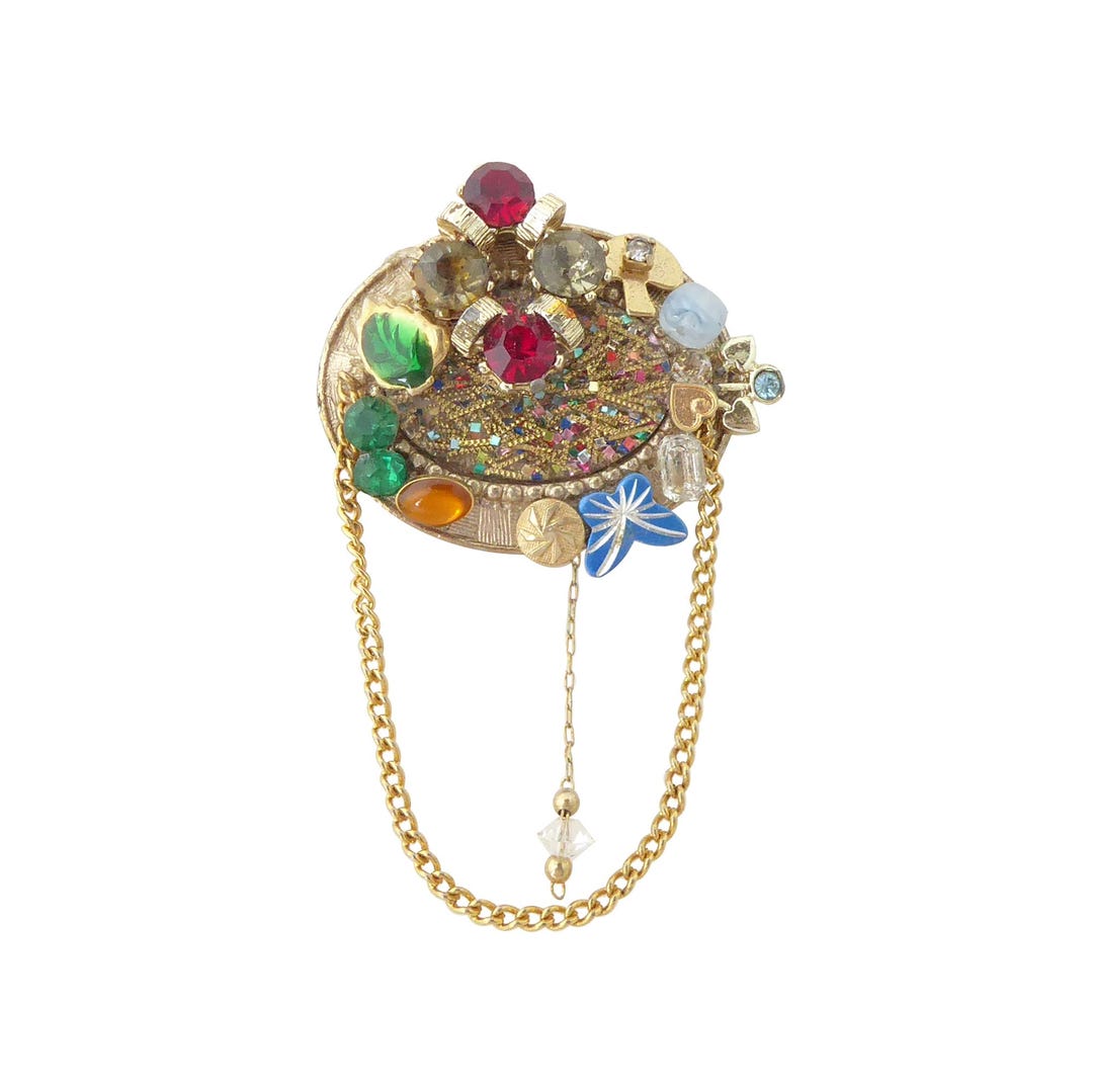 1970s Vintage Handmade Gold Oval Rhinestone Confetti Glitter Lucite Red ...