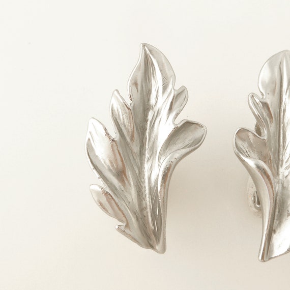 1980s Vintage matte silver large leaf flame elf cospl… - Gem