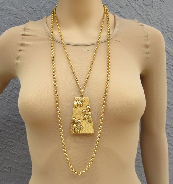 Vintage rare Trifari Crown logo chain necklace w/ tex… - Gem