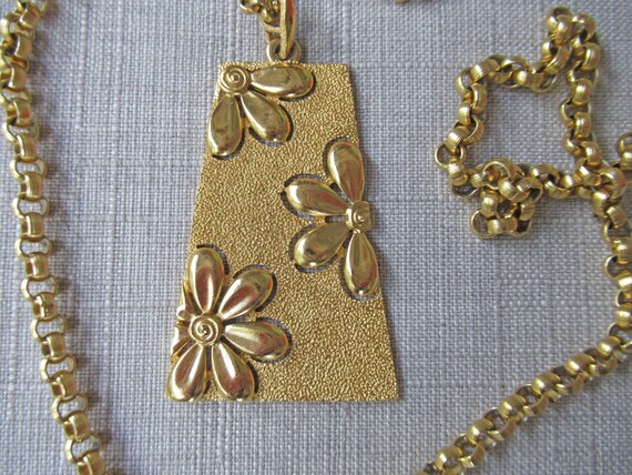 Vintage rare Trifari Crown logo chain necklace w/ tex… - Gem