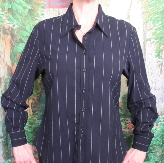 Sz MED Faconnable Blouse, 42 inch bust, Classic colla… - Gem