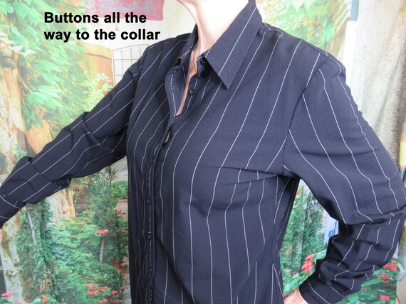 Sz MED Faconnable Blouse, 42 inch bust, Classic colla… - Gem