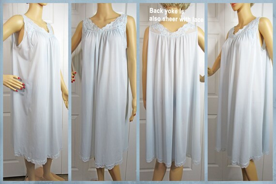 Sz MED 40 inch bust Shadowline midcentury pastel blue… - Gem