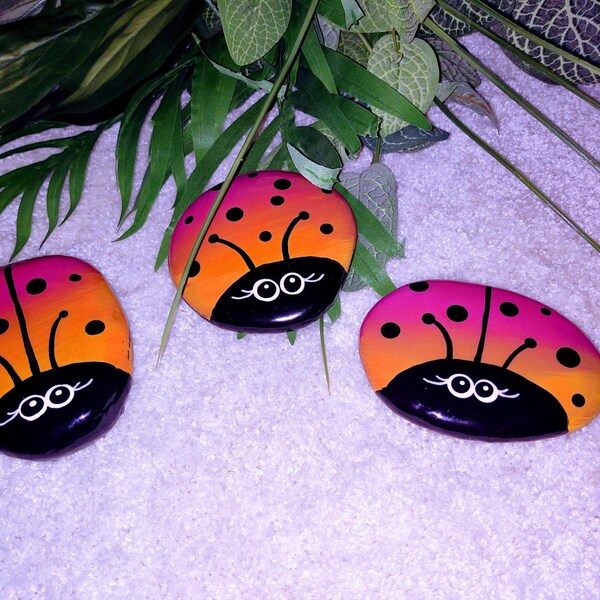Ladybug Painted Rocks - Etsy