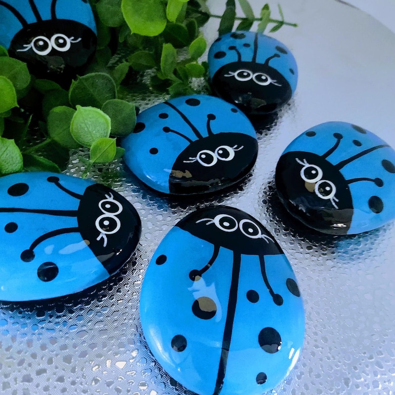 Ladybug Painted Rocks - Etsy