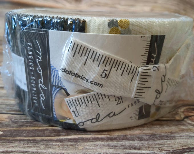 Moda Fabric Jelly Roll Shimmer Zen Chic Floral Abstract - Neutral ...