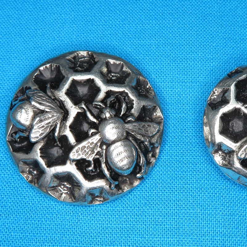 Bee Buttons - Etsy