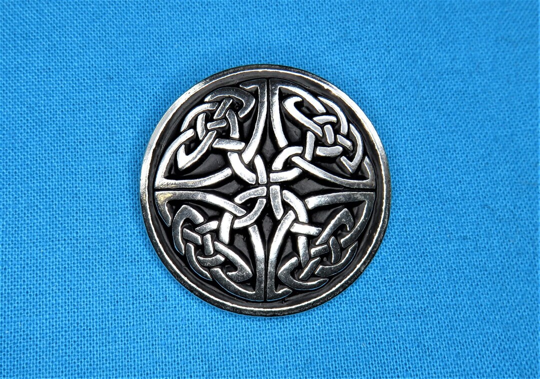 Celtic Knot Concho, 1 1/4, Handmade Cast Metal Celtic Knotwork Chicago ...