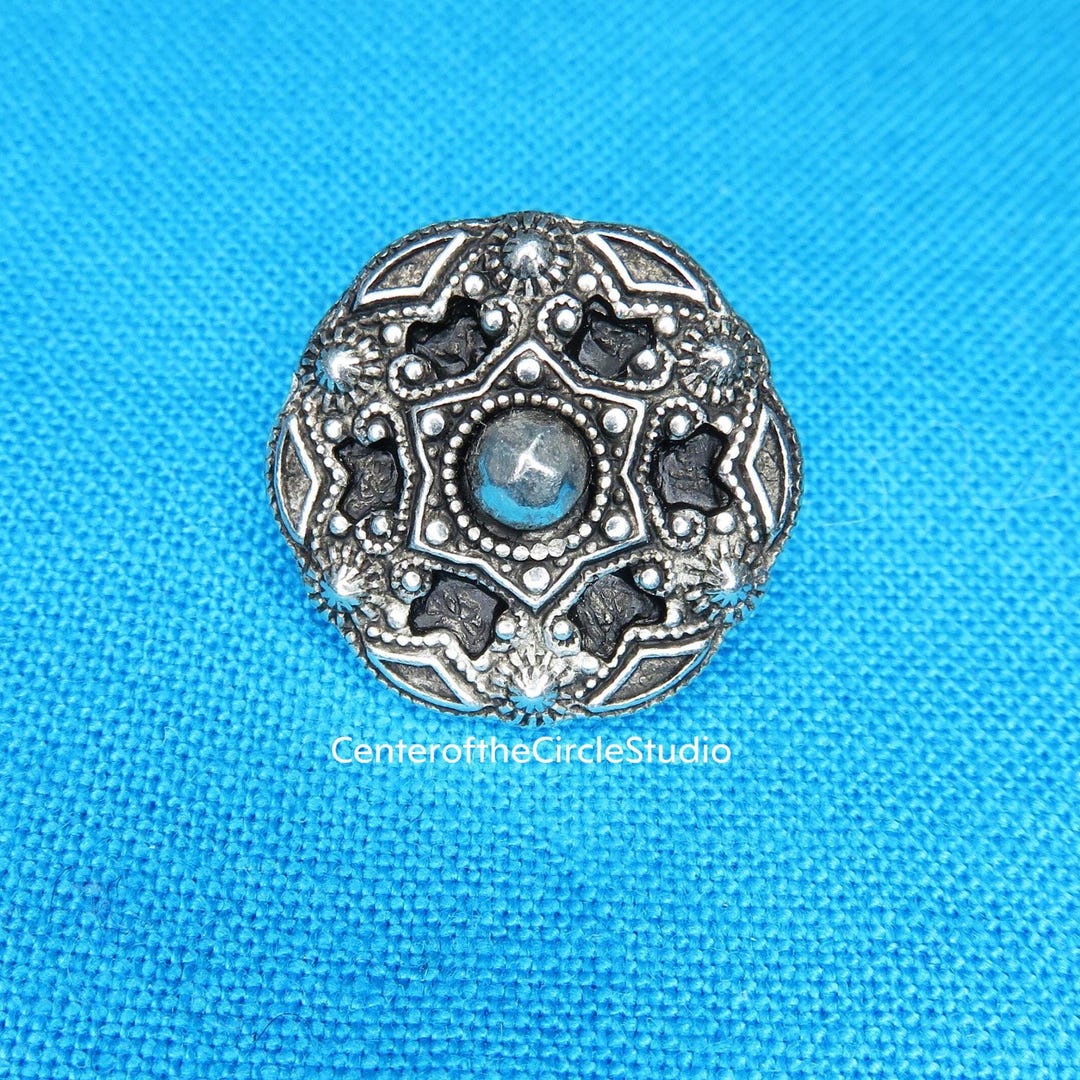 Victorian Button 5/8", Small Fancy Victorian Reproduction Sew on ...