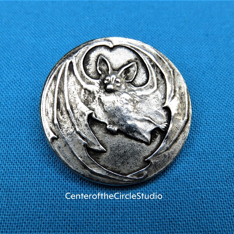 Bat Clothing Buttons - Etsy
