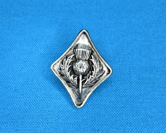 Scottish Thistle Button 3/4 Wide Shank Button Handmade - Etsy