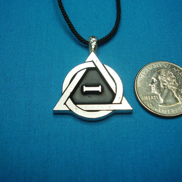 Therian Necklace - Etsy