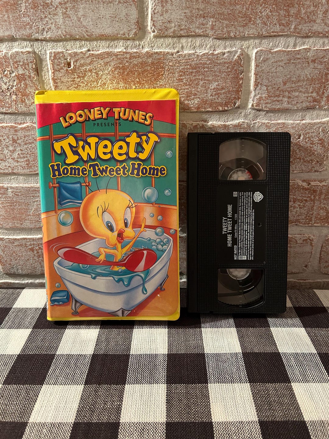 Looney Tunes 1999 Tweety Bird Home Tweet Home VHS - Etsy