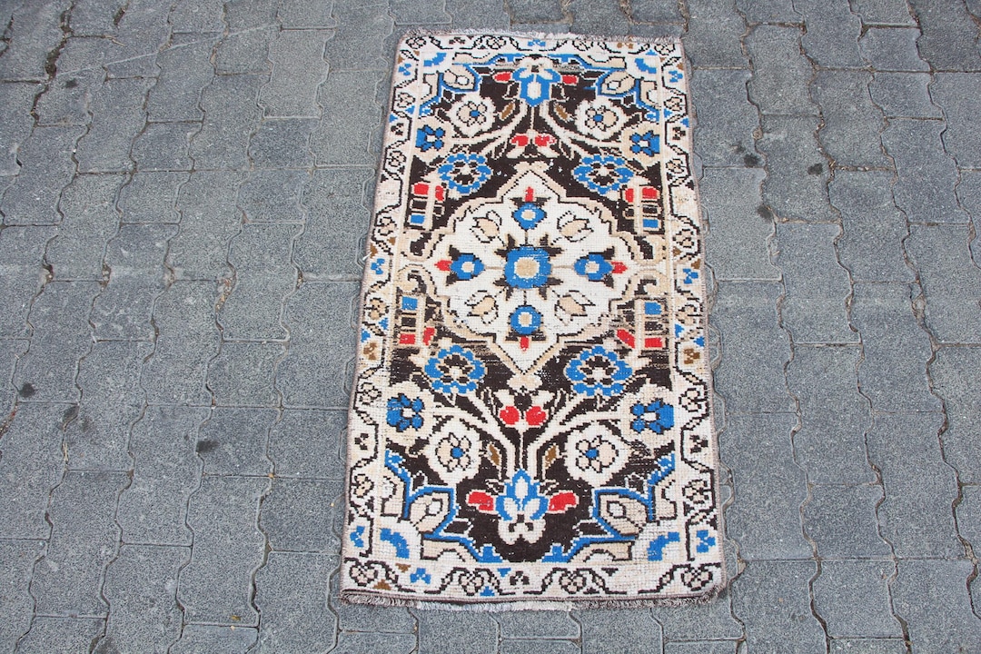 Handmade Turkish Door Mat, 2x3ft Rug, Blue and Red Floral Pattern ...