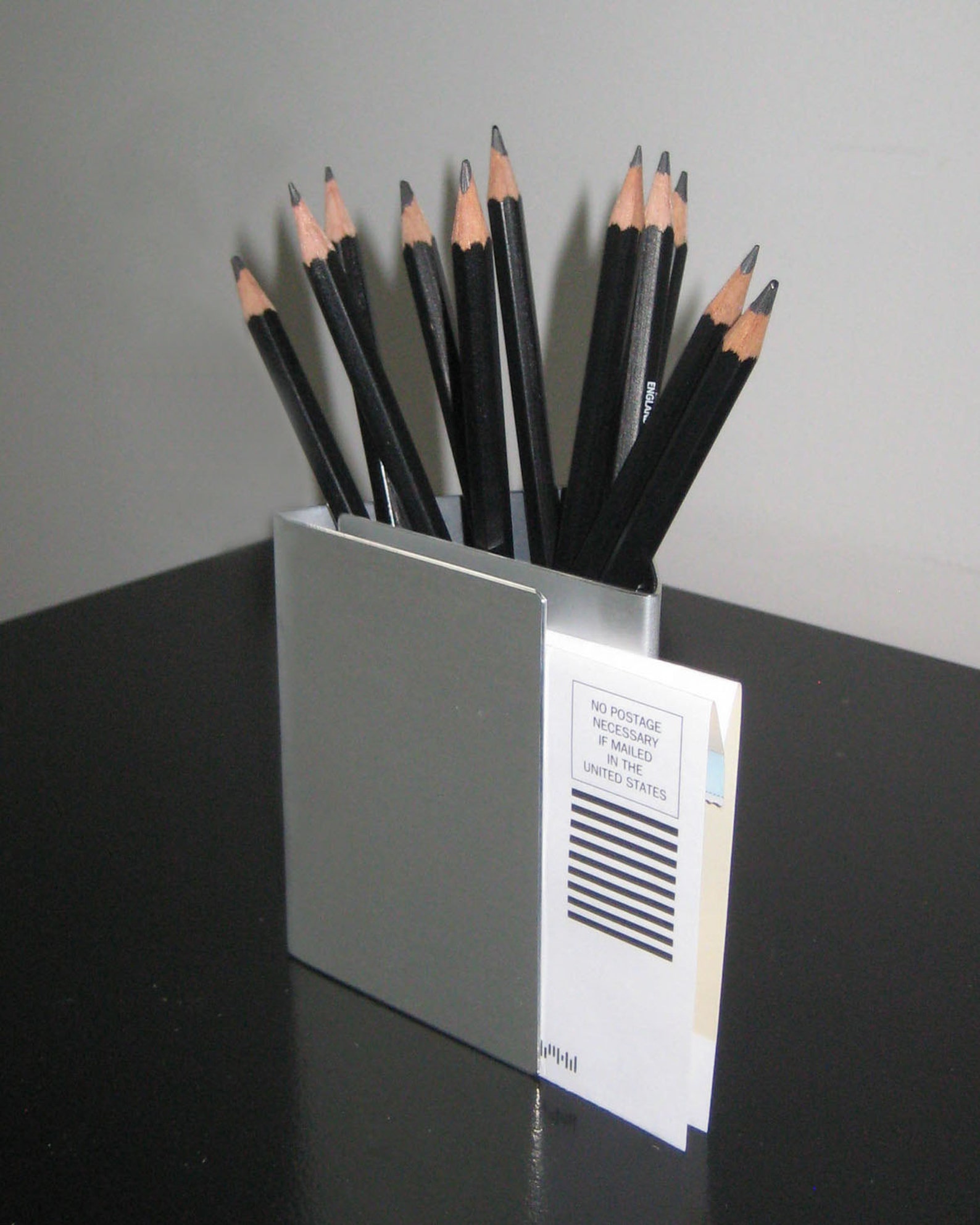 Modern Metal Triangle Pencil/pen Cup - Etsy