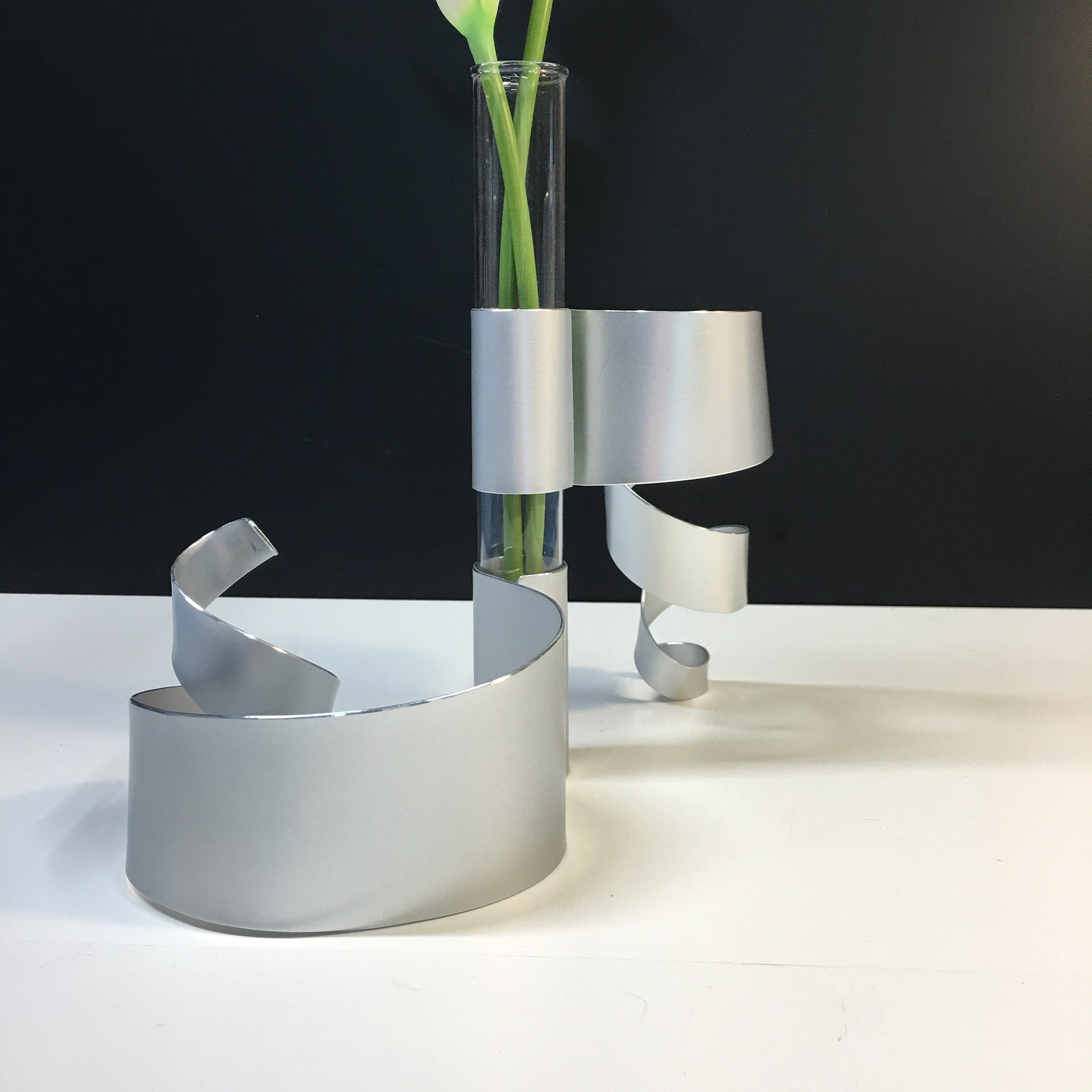 Whirlwind Sculpture Vase - Etsy