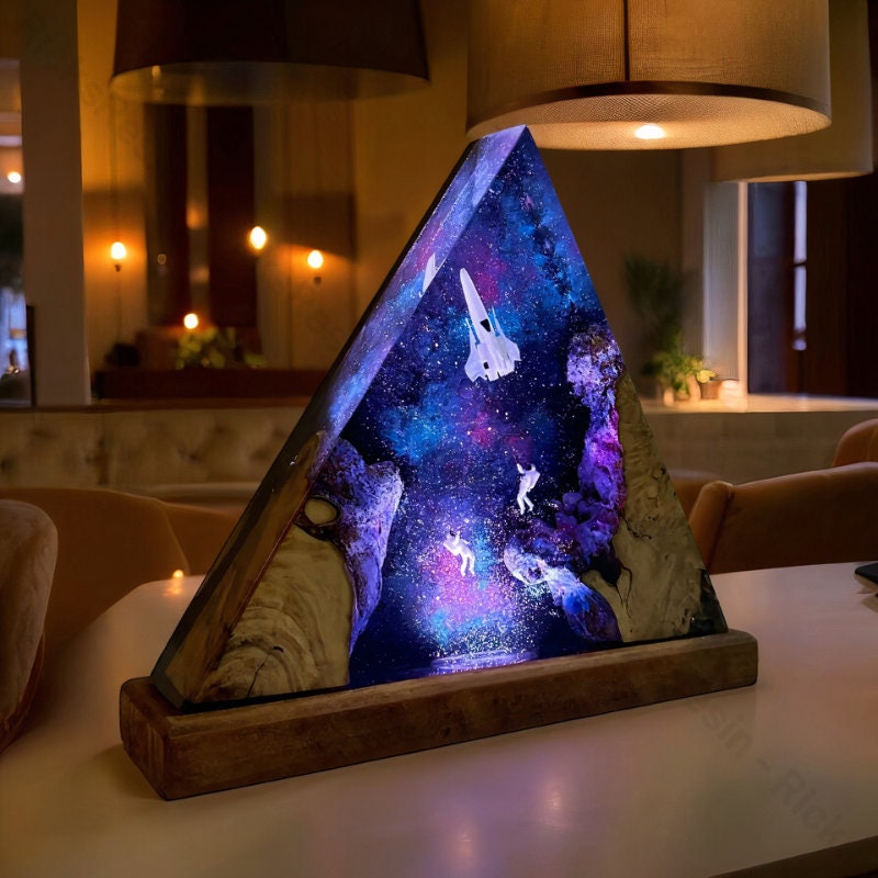 Space Resin Night Lights Space Resin Lamp for Home Decor Astronaut ...