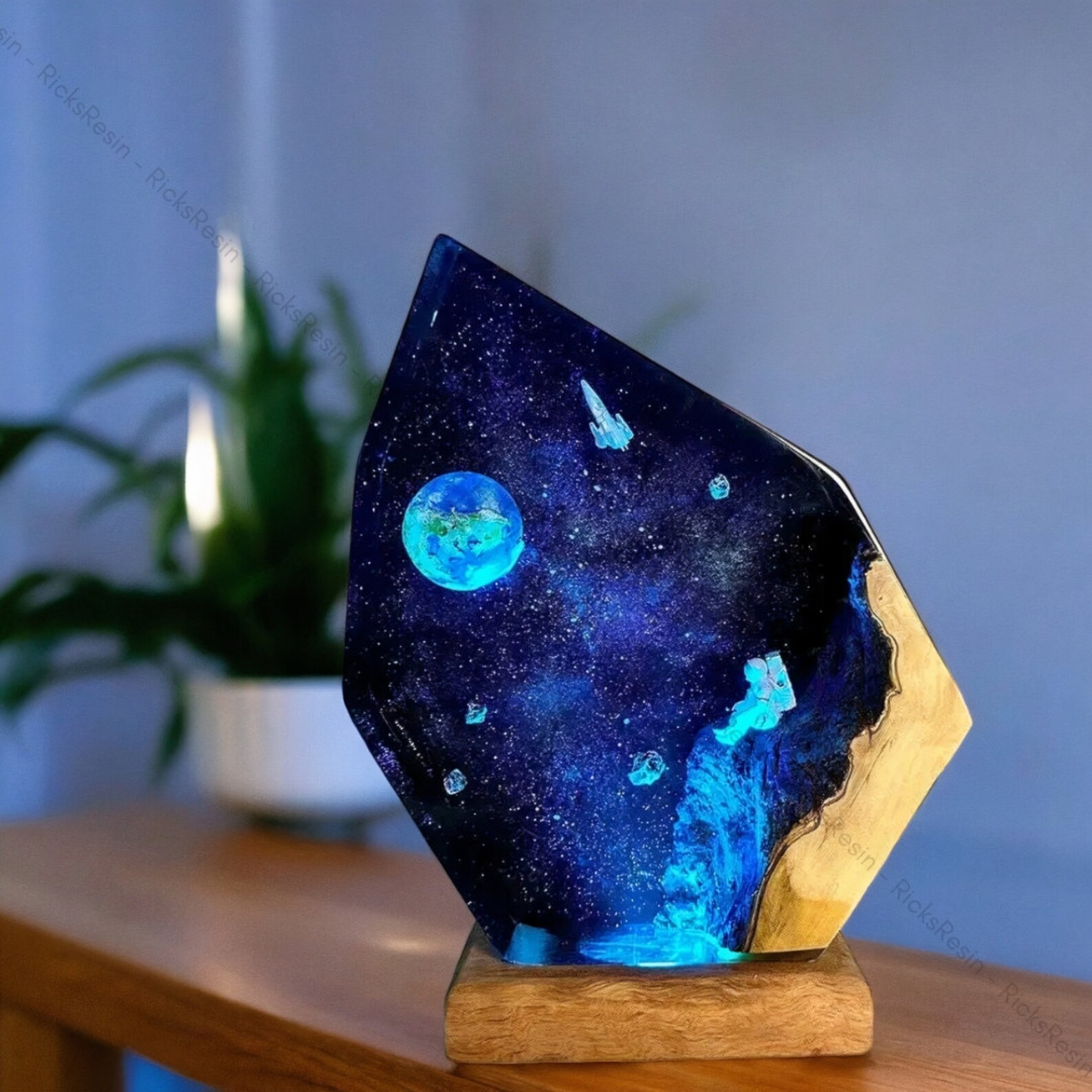 Astronaut Resin Night Lights Space Resin Lamp for Home Decor Space ...