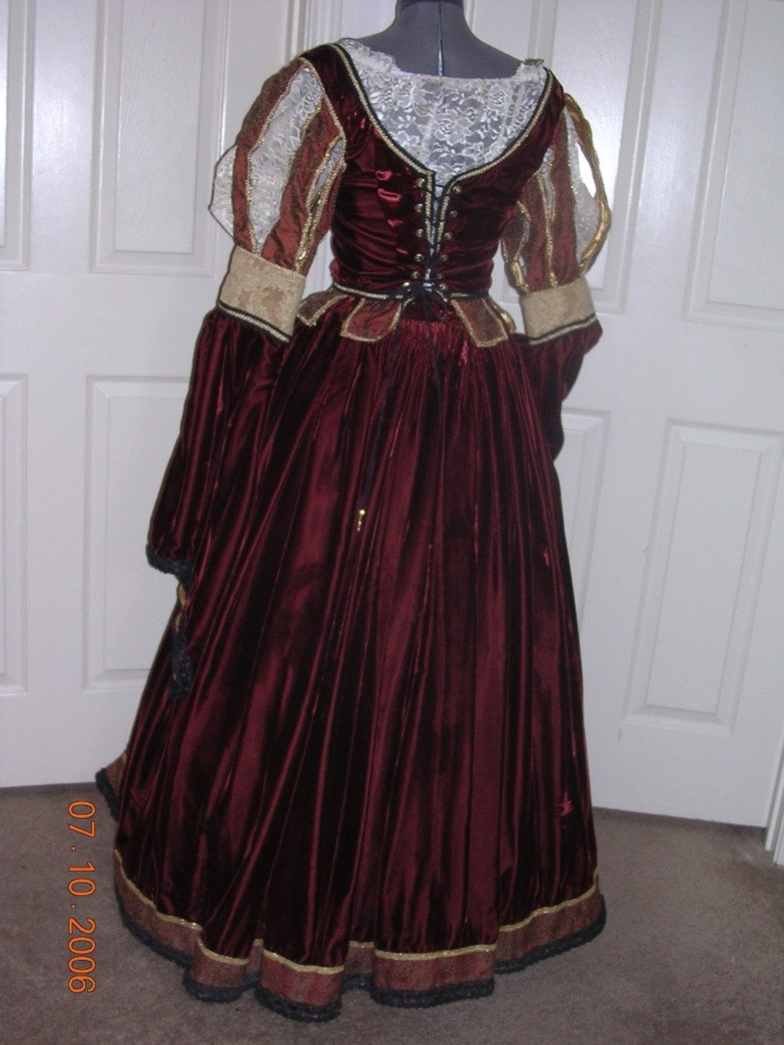 Ladies Renaissance Dress, Renaissance Costume, Gown, Princess ...