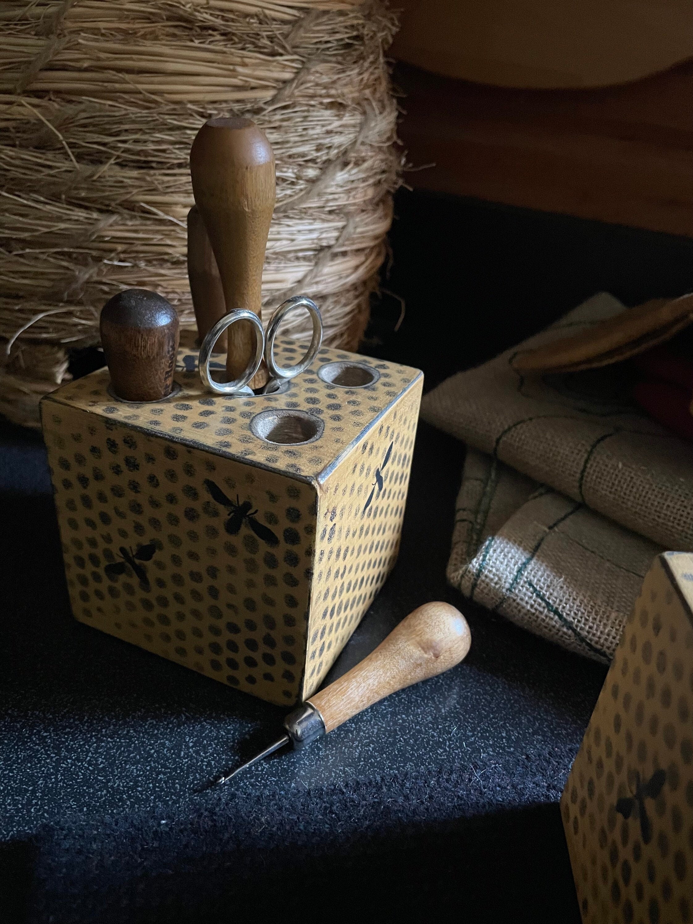 Primitive Hook Keeper for Rug Hooking Hooks and Scissors - Etsy