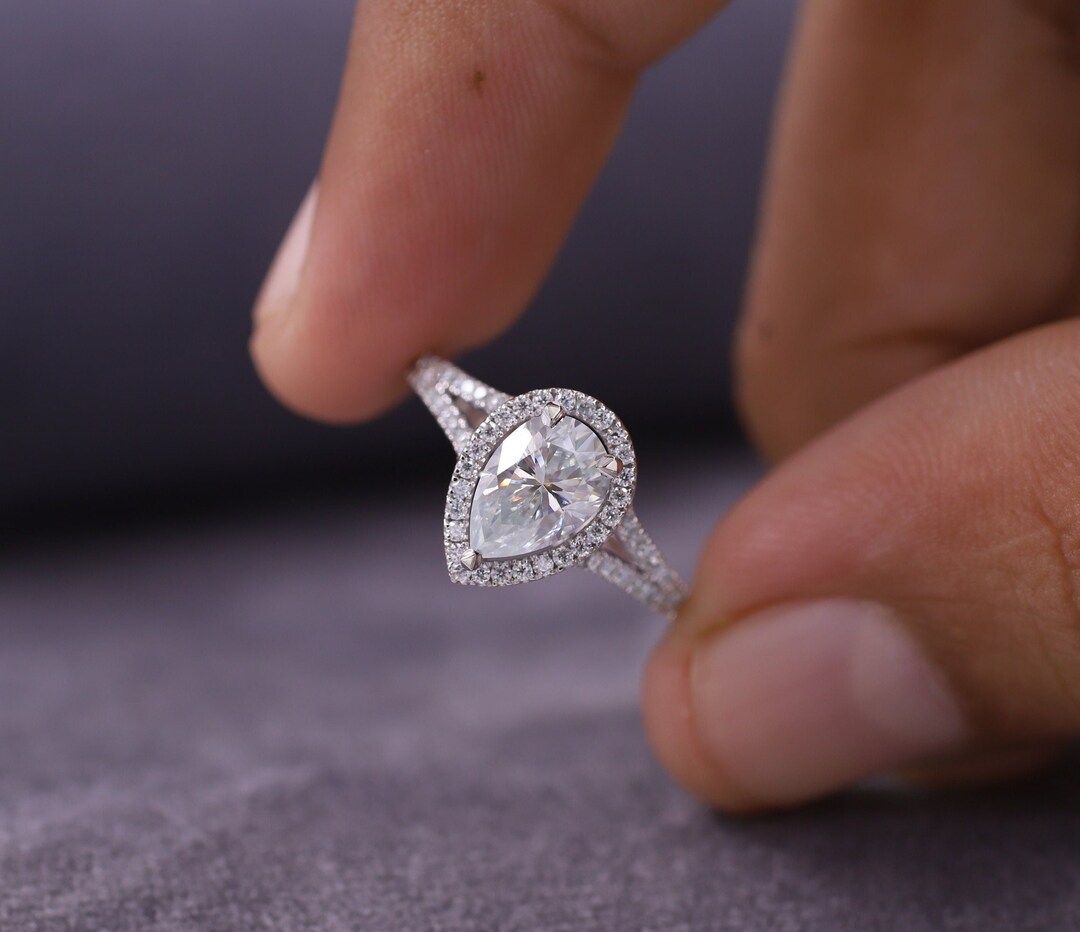Unique Split-shank Engagement Ring, Classic Halo Proposal Ring, 1.5 CT ...