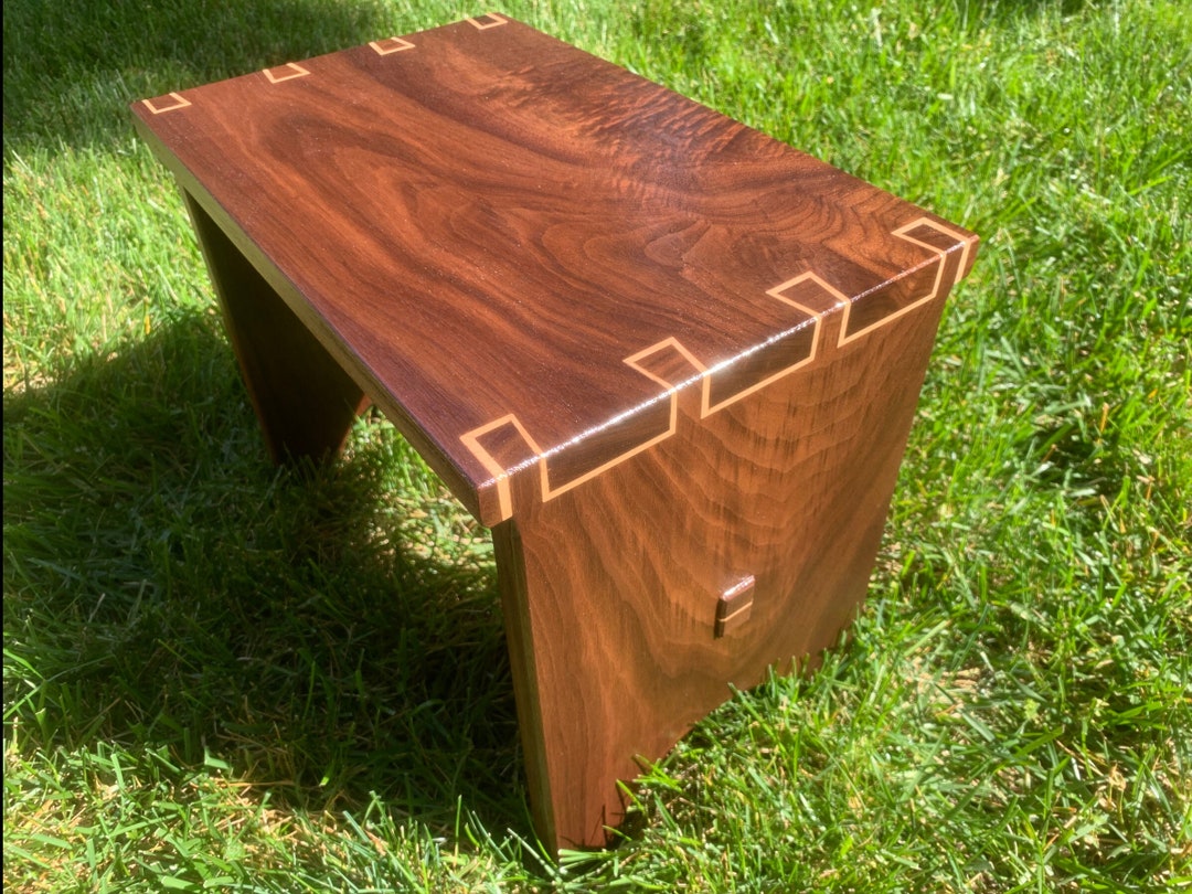 Shaker Style Laundry Stool, Hand-cut Inlay Dovetail Foot Stool ...