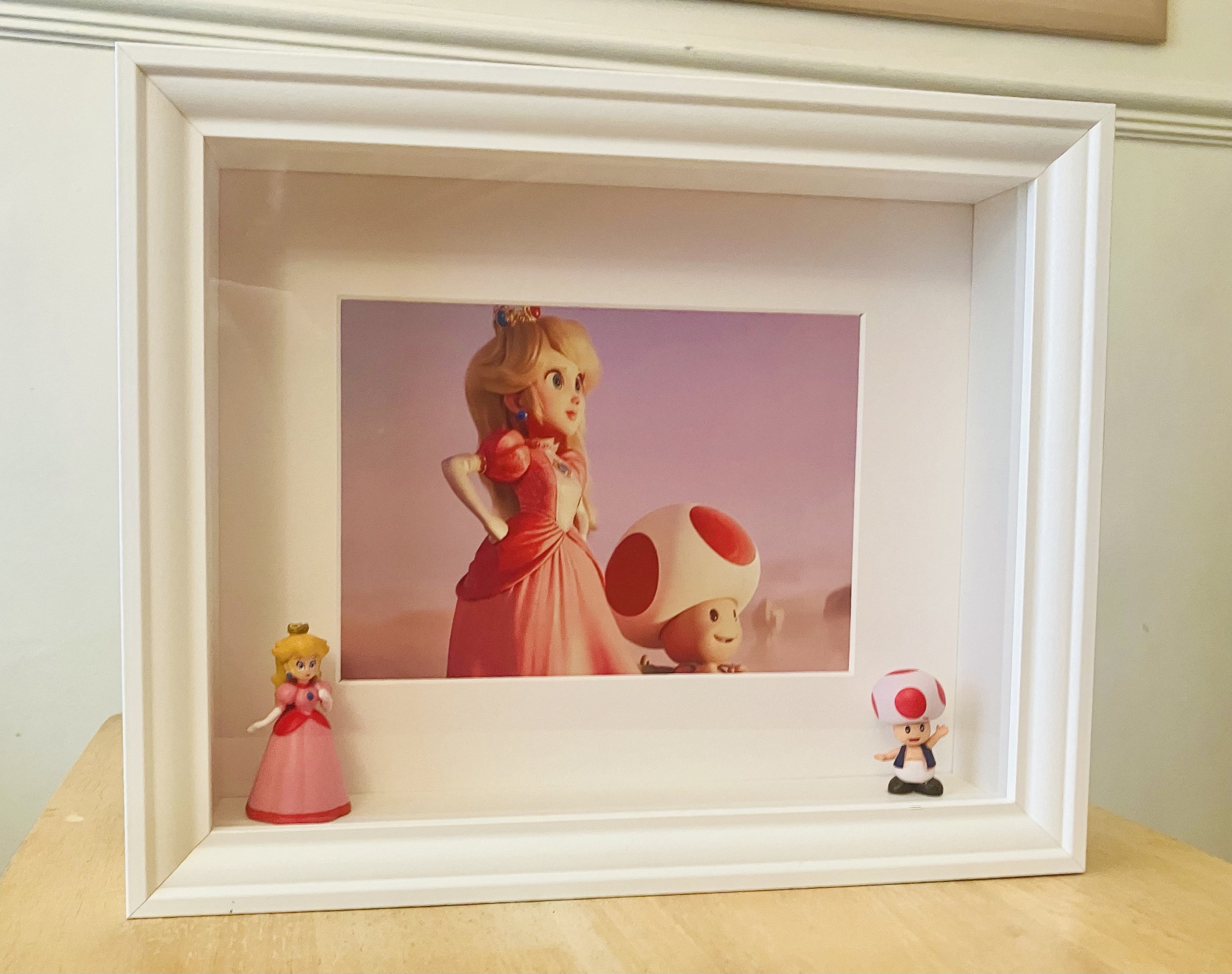 Super Mario Frame Featuring Princess Peach and Toad - Etsy