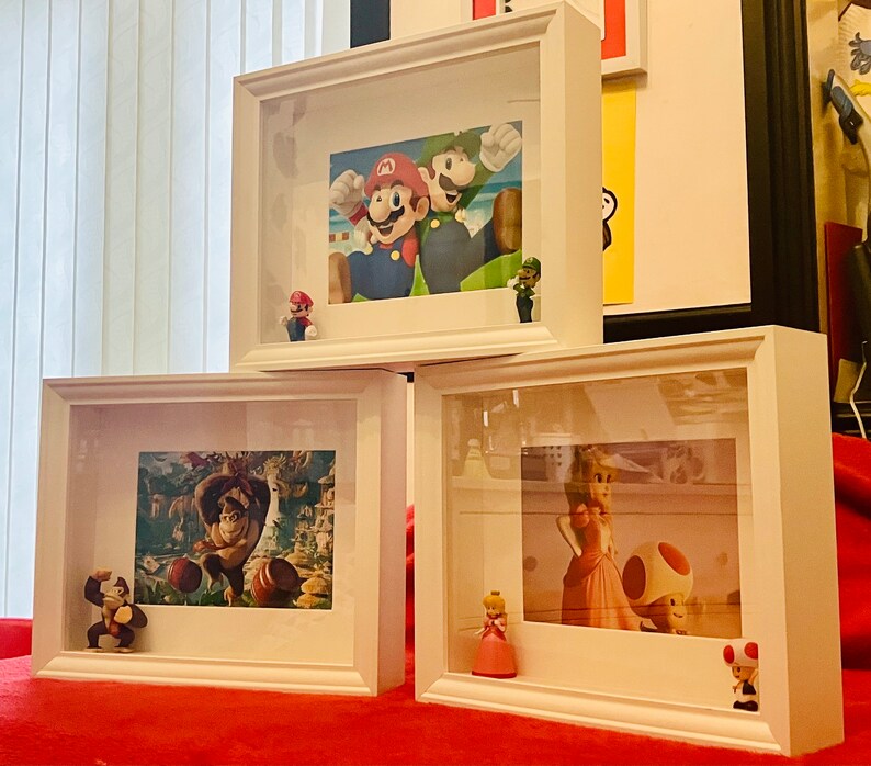 Super Mario Frame Featuring Princess Peach and Toad - Etsy