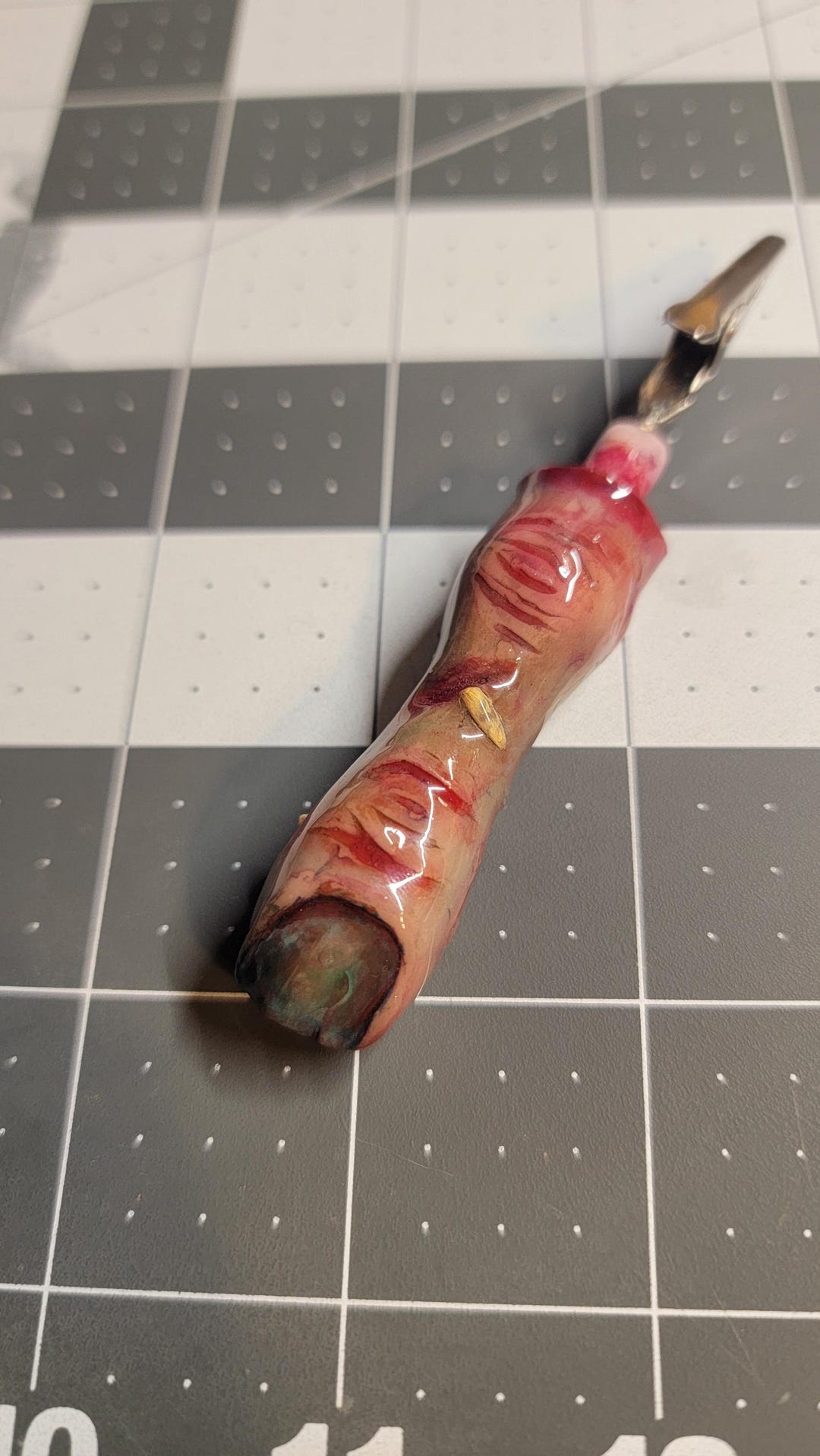 Clay Sculpted Rotten Finger Cigarette Clip Holder|hand Sculpted ...