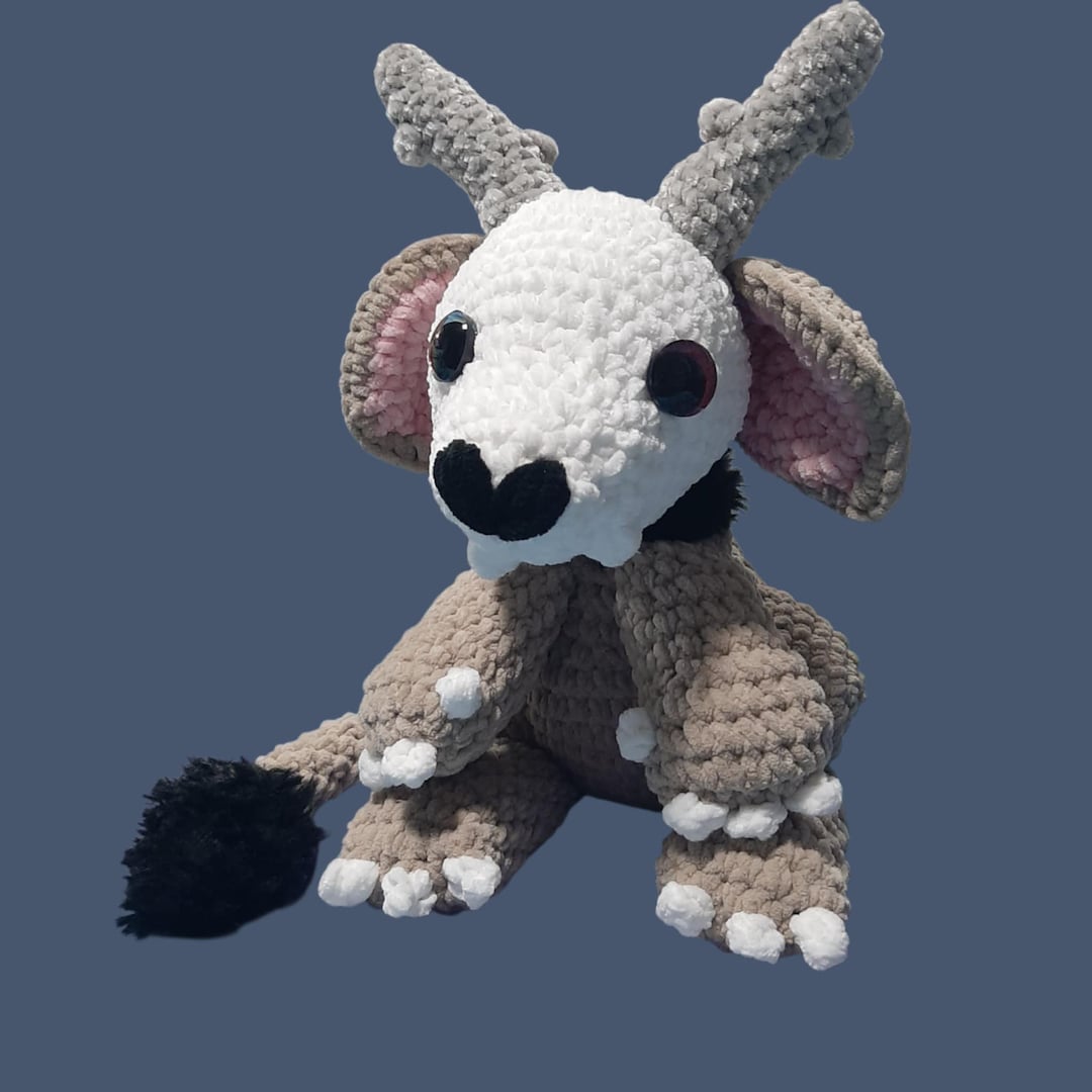 Handmade Wendigo Plushie: Spooky Halloween Cryptid Toy - Etsy