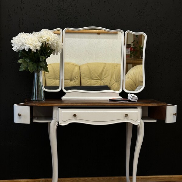 Vintage Vanity Table - Etsy