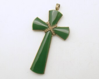 Vintage Green Cross Pendant - Etsy