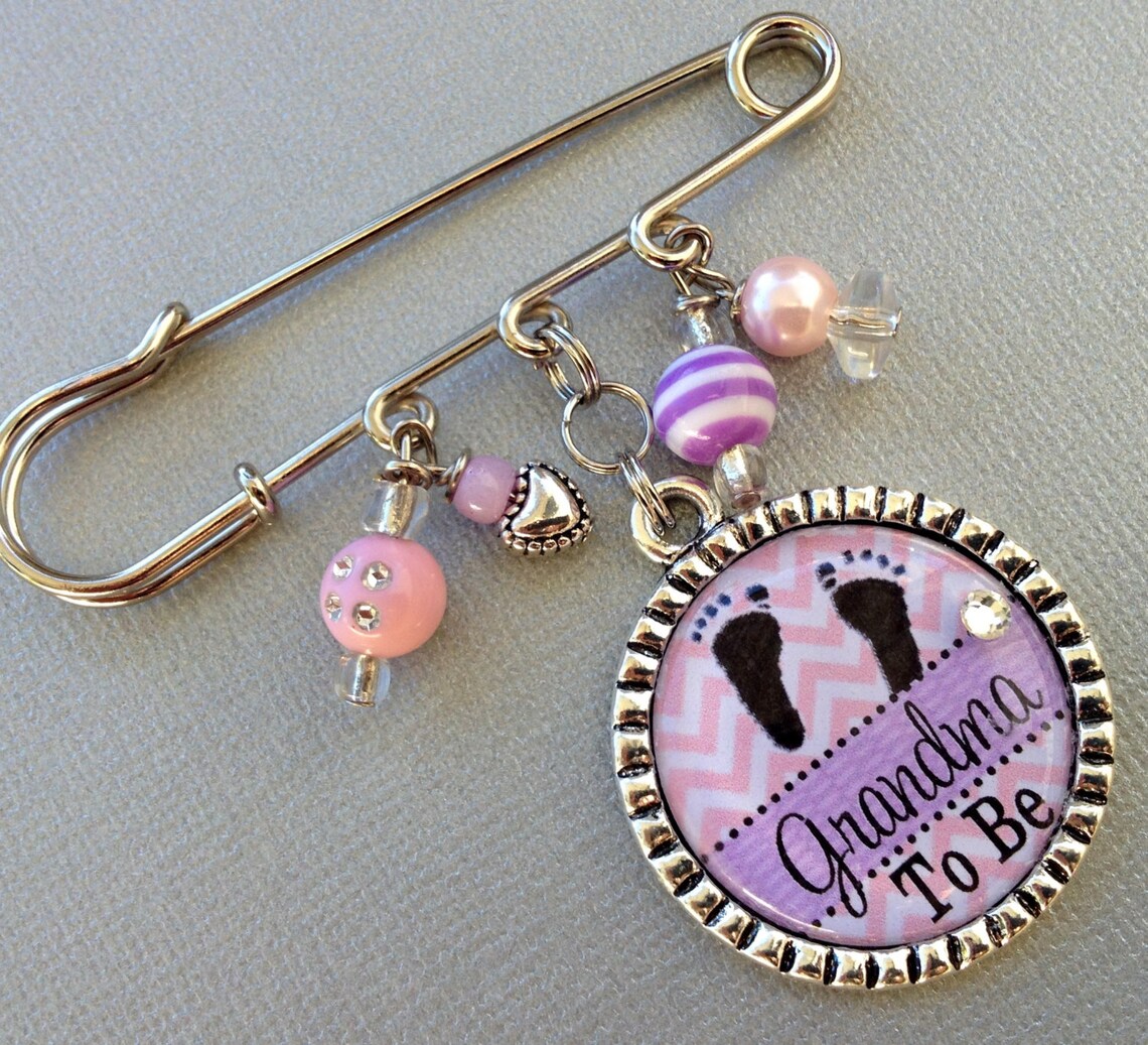Grandma to Be Pin, Mom to Be Pin, Aunt to Be PERSONALIZED Pin - Baby ...