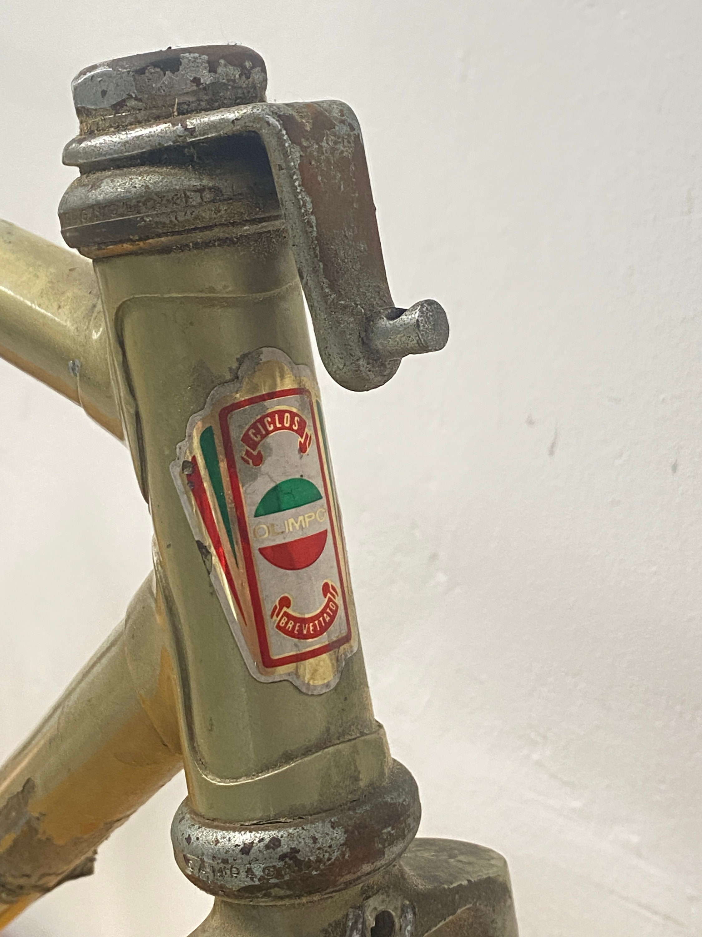 Vintage Italian Road Bike Frameset - Ciclos Brevetto Olimpo ...