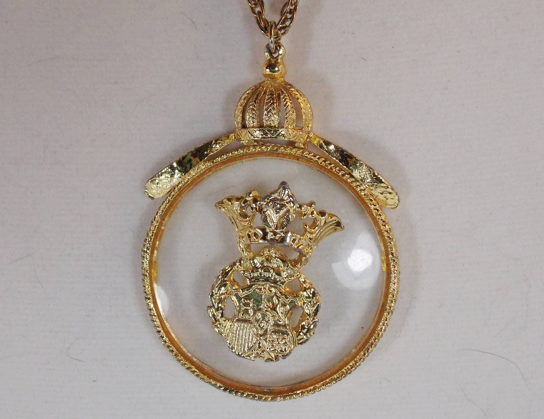 LJM Vintage Large Crest Pendant Necklace 30 - Etsy