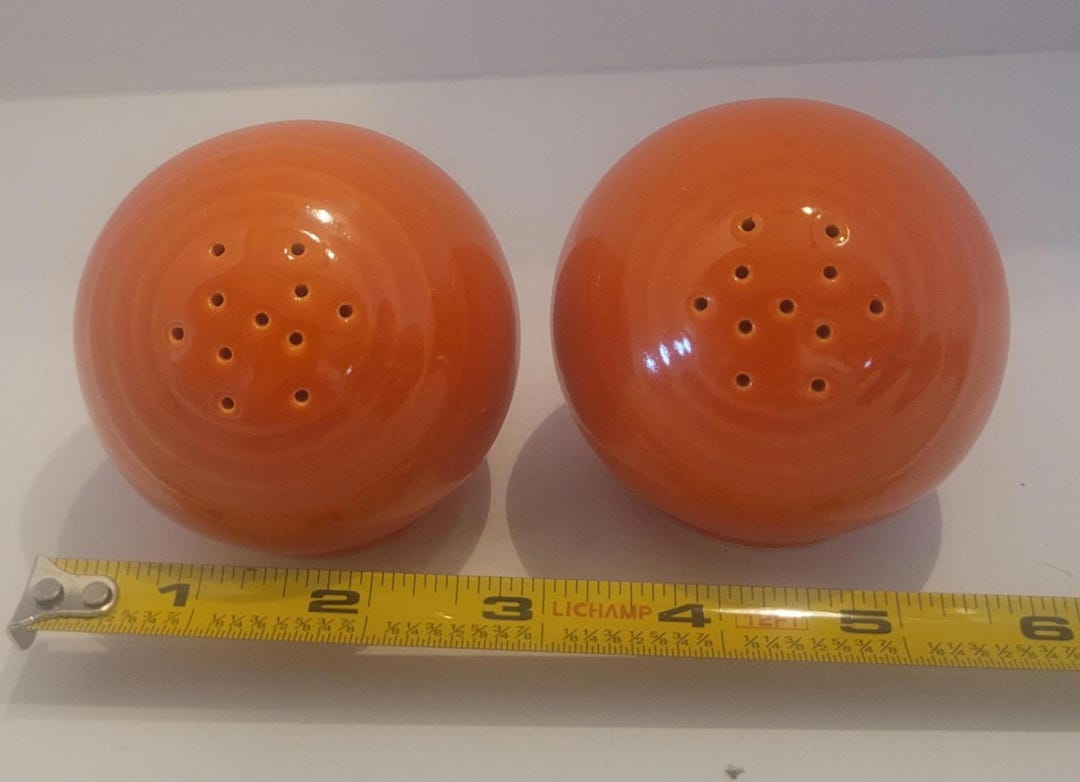 Fiesta Poppy Red Orange Round Tilted Disk Salt & Pepper Shakers Set ...