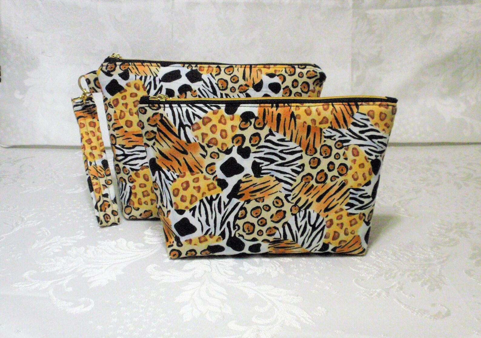 Animal Print Wristlet Purse/ Inside Pocket/cosmetic Pouch/ - Etsy