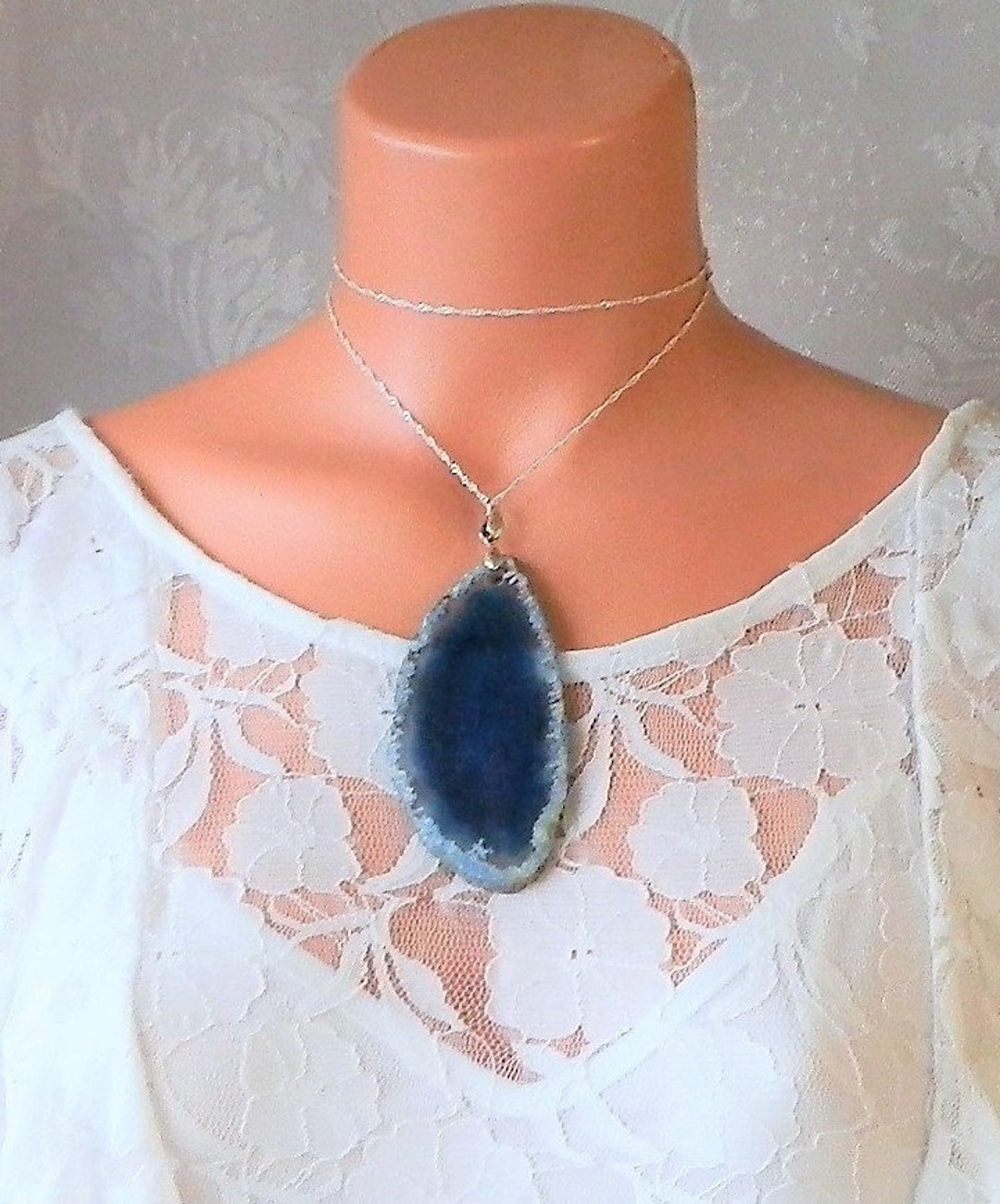 Gorgeous Blue Agate Slice Pendant , Sterling Silver 925 , ..30 Inch ...