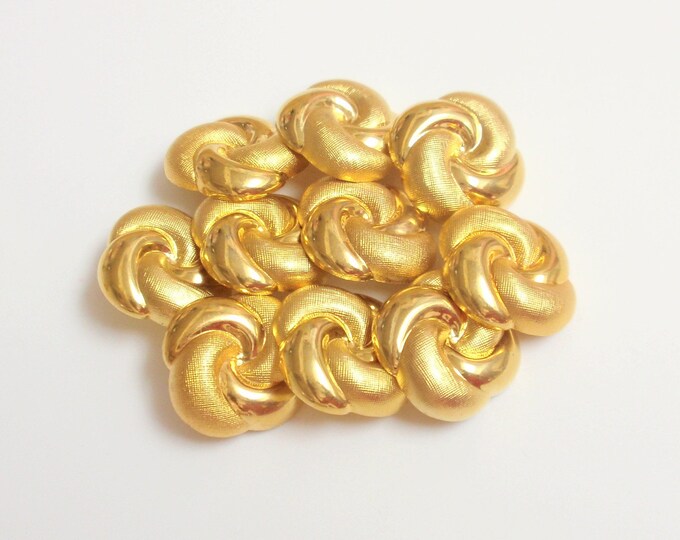 Vintage Bright Gold Tone Buttons for Sewing Decorating/ 22 Mm. /plastic ...