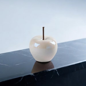 Home Ornament Statue Display | Table Desktop Figurine Decoration ...