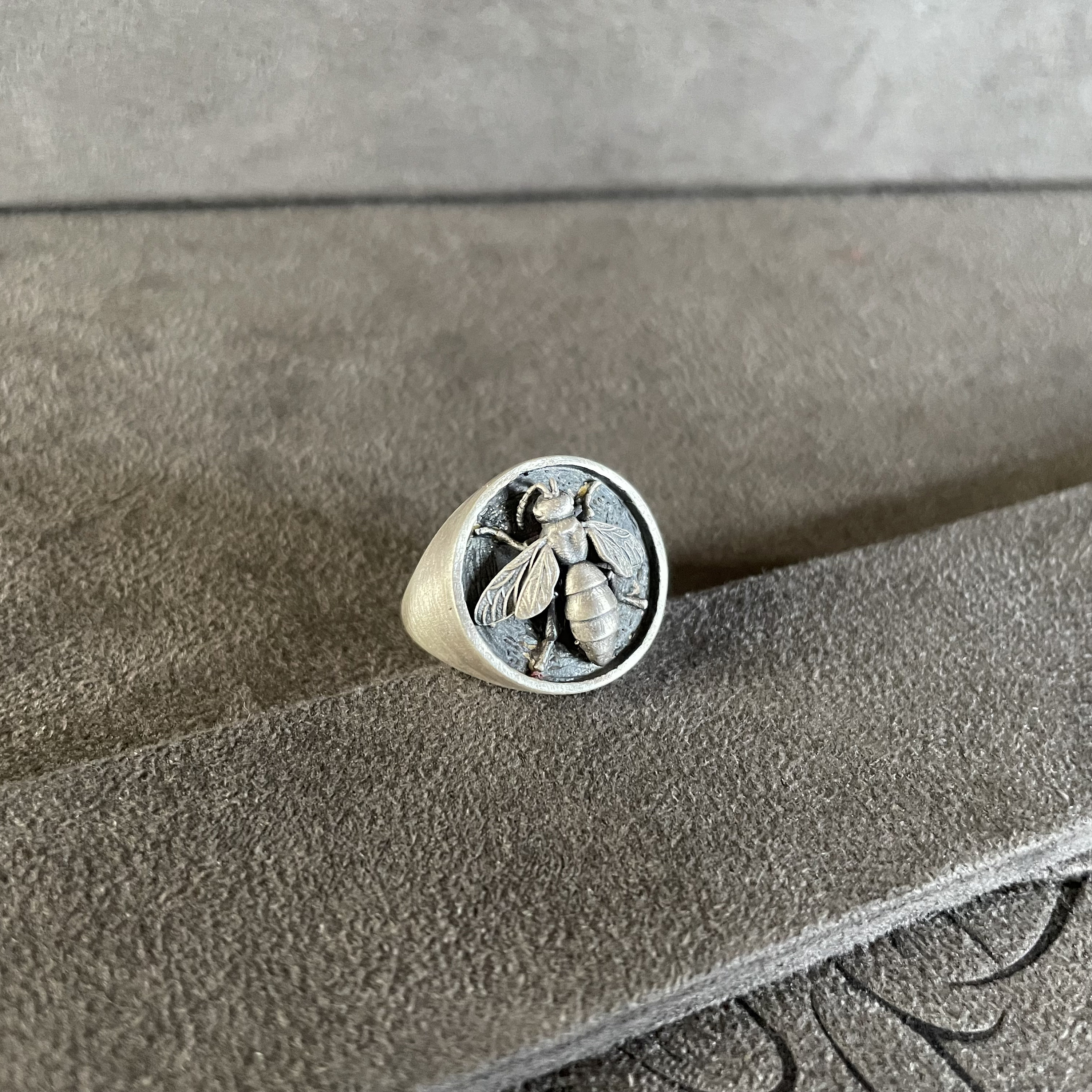 Queen Bee Ring, Sterling Silver 3D Bee Ring, Pinky Men Ring, Memorial Gift, Honey Bee Gift ...