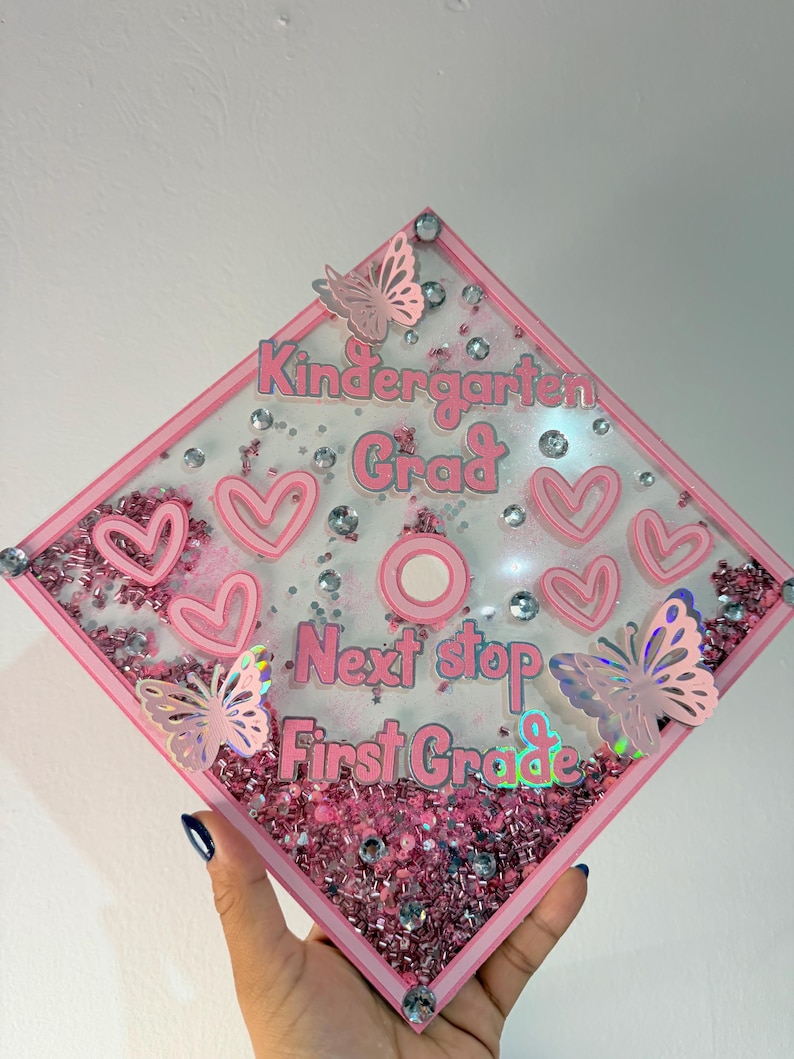 L'obtention du diplôme pré-maternelle casquettes décor chapeau sur ...