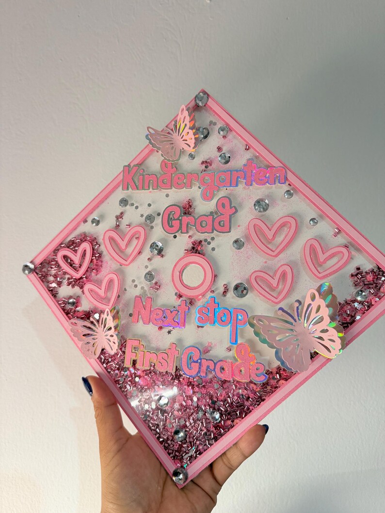 L'obtention du diplôme pré-maternelle casquettes décor chapeau sur ...