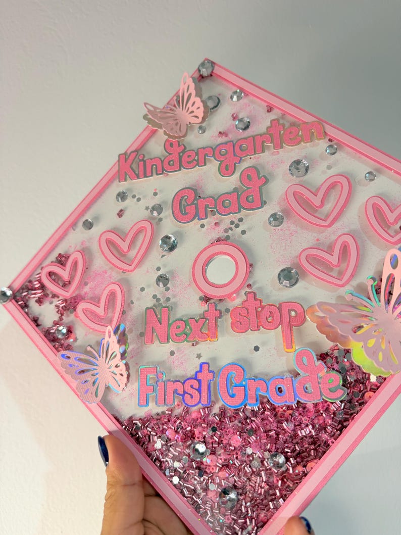 L'obtention du diplôme pré-maternelle casquettes décor chapeau sur ...