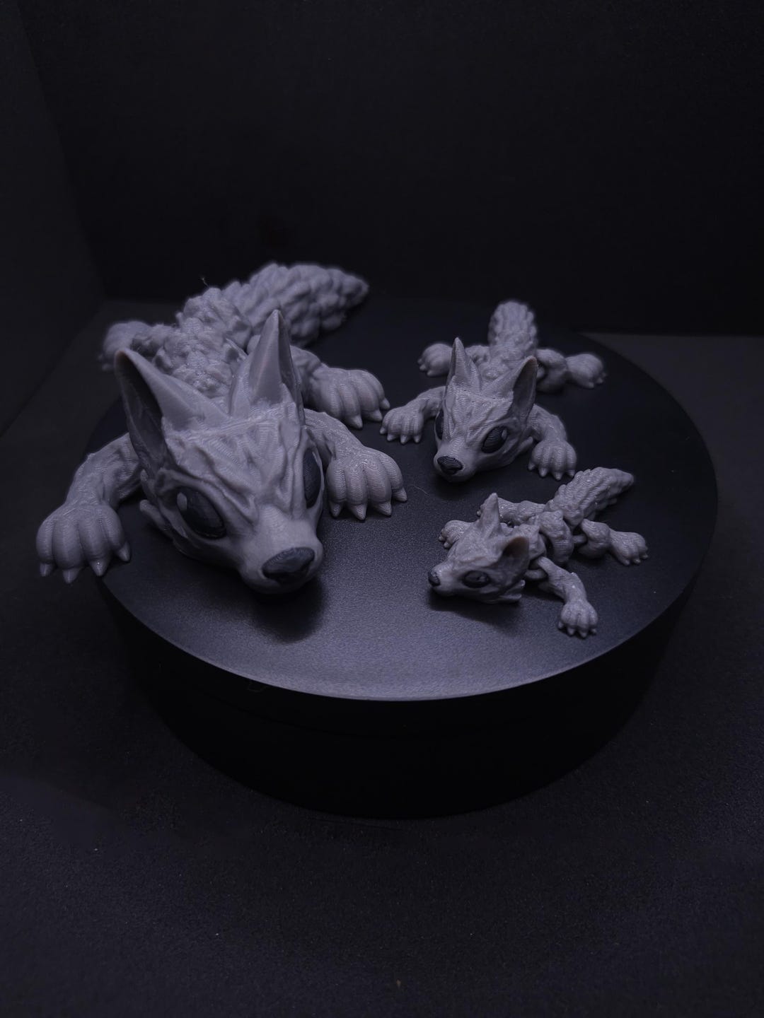 3D Printed Articulated Wolf Figurine: Poseable Animal Lover Gift - Etsy