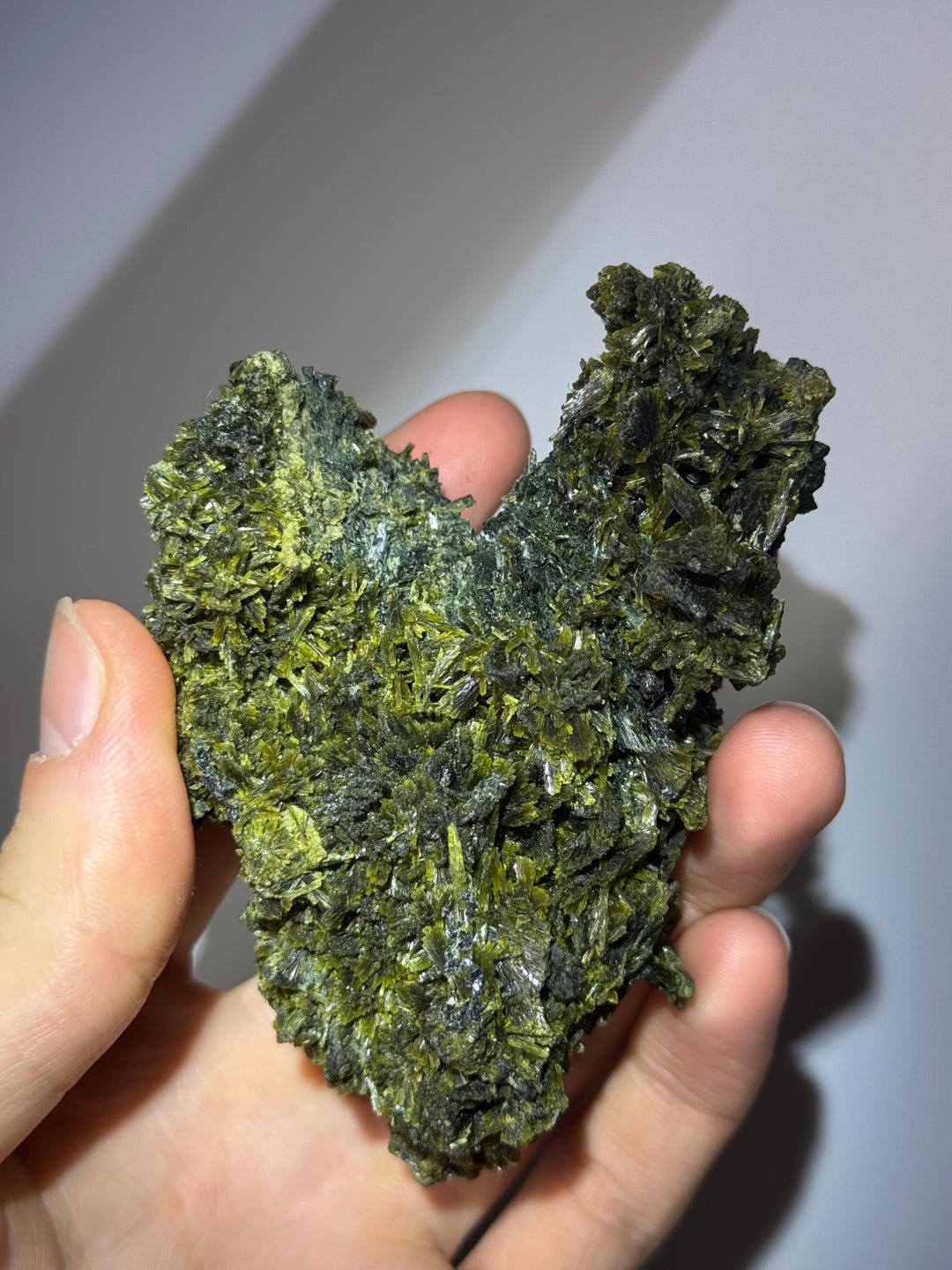 100% Natural Beautiful Dark Green Epidote Crystal Specimen 197g - Etsy