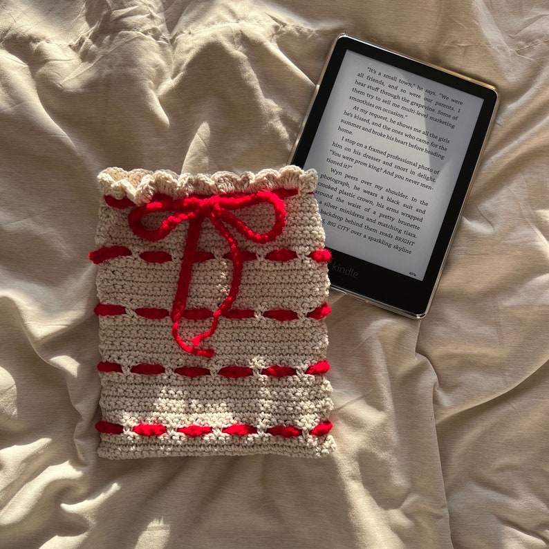 Handmade Crochet Book Pouch Protective Sleeve Case for Kindle Paperwhite E-reader Sleeve Book ...