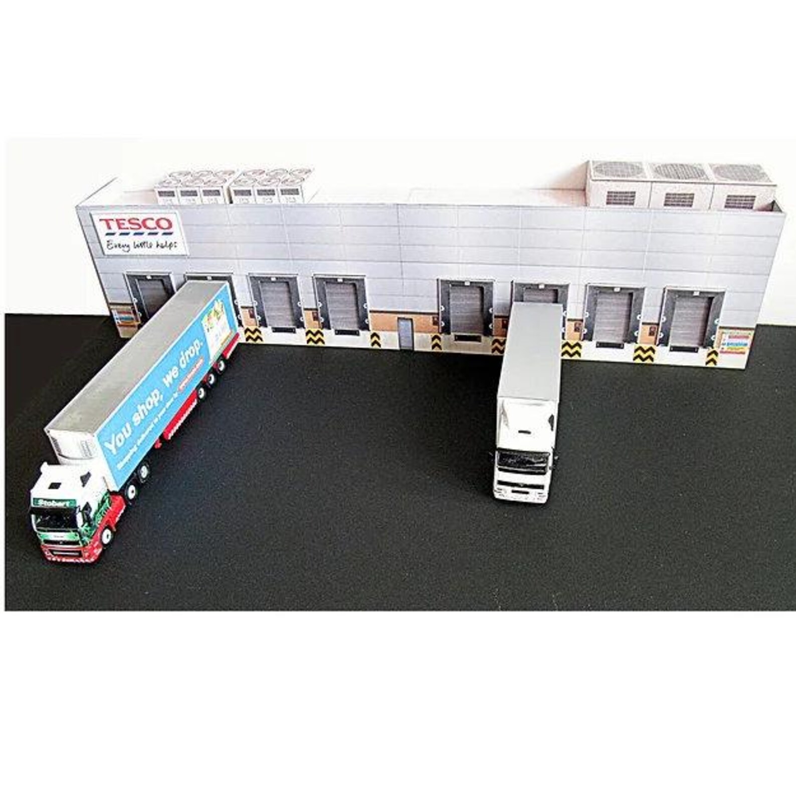Kingsway, 00 Scale, Modern Truck Loading Bay, Ready-made. Model ...