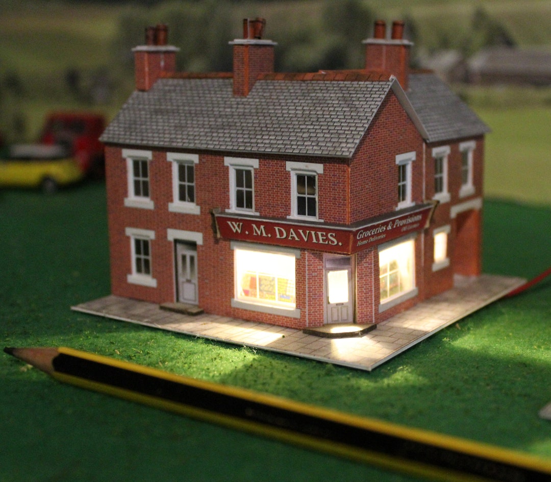 Metcalfe N Gauge PN116 Corner Shop & Pub, Ready-made With LED Lights ...